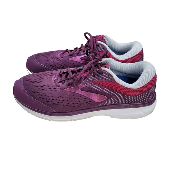 Brooks | Shoes | Brooks Sneakers Shoes Womens Size 2d Runningathletic ...